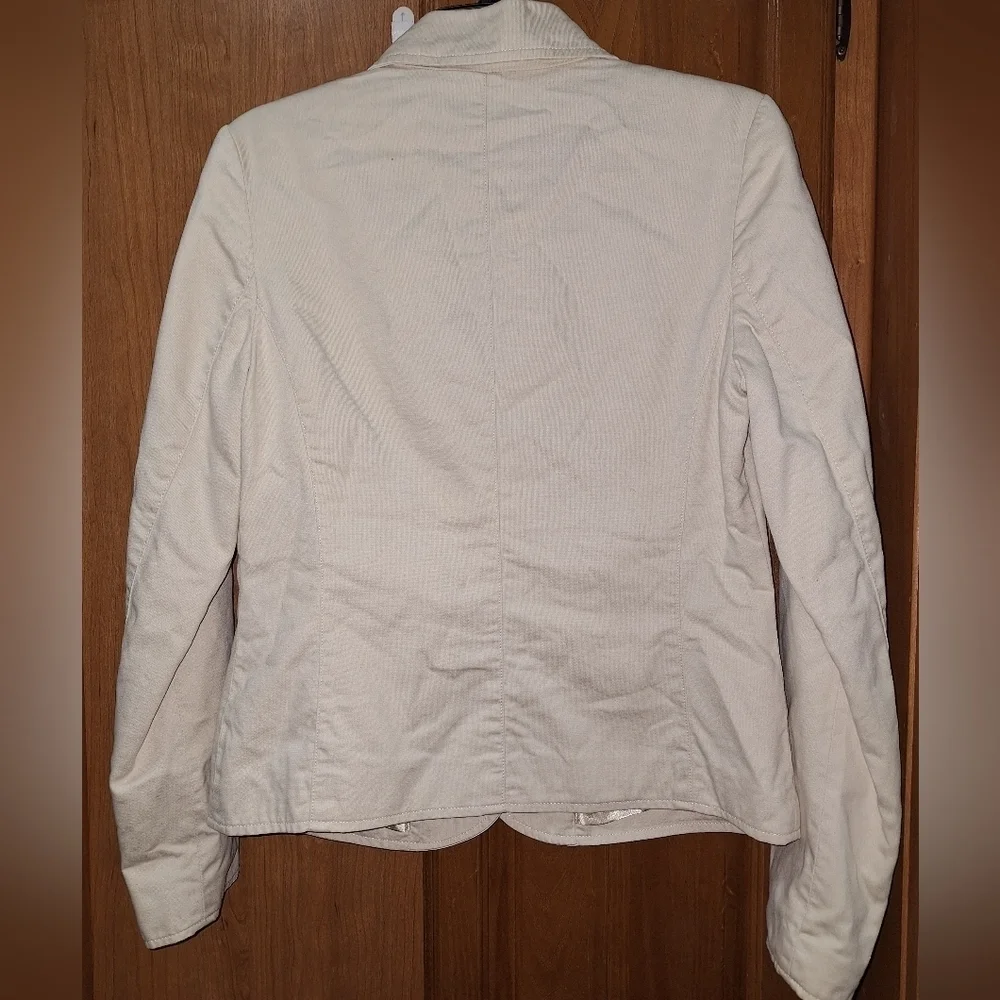 GAP | Jackets & Coats | A Gap Cream Color Ladies Blazer In A Size 8 ...